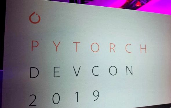 硬刚 Tensorflow 2.0 ，PyTorch 1.3 今日上线！