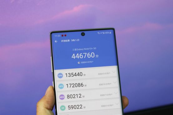 三星 Note 10+ 5G 版测评，距完美一步之遥？