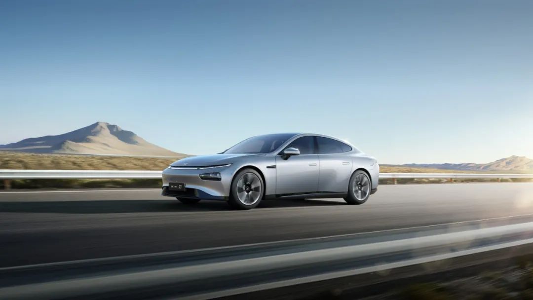 骁龙820A助力小鹏P7打造新一代智能座舱