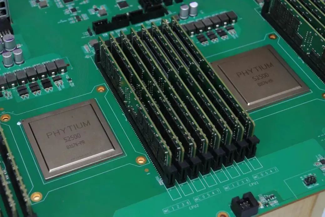 智慧赋能新基建，飞腾携全新产品亮相2020中国电子信息博览会