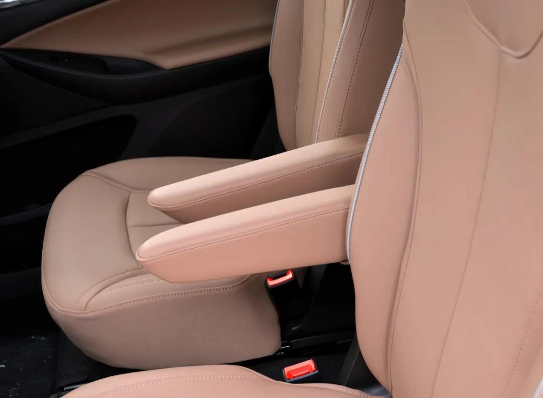 2021款别克GL6终于上市：配6AT+国六，多种车型可选，14.99万起