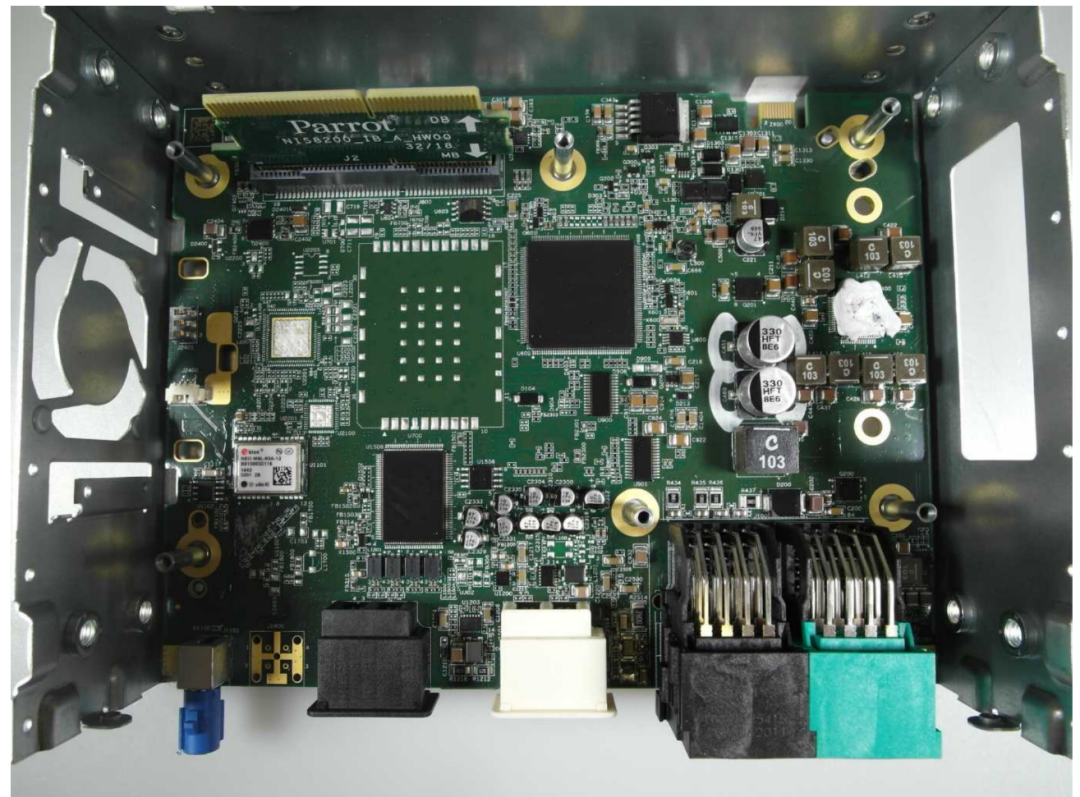 500万超级跑车麦克拉伦765LT座舱拆解