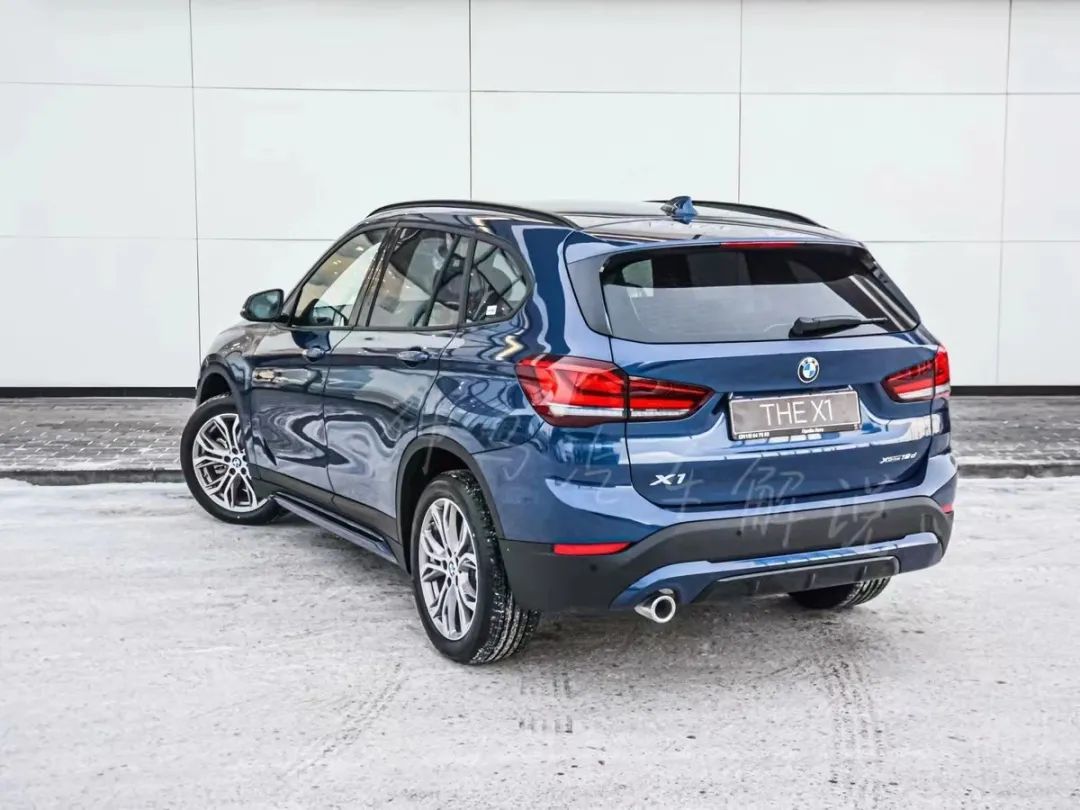 新款宝马X1配置曝光：豪华感十足，落地28万，长轴距比Q3给力