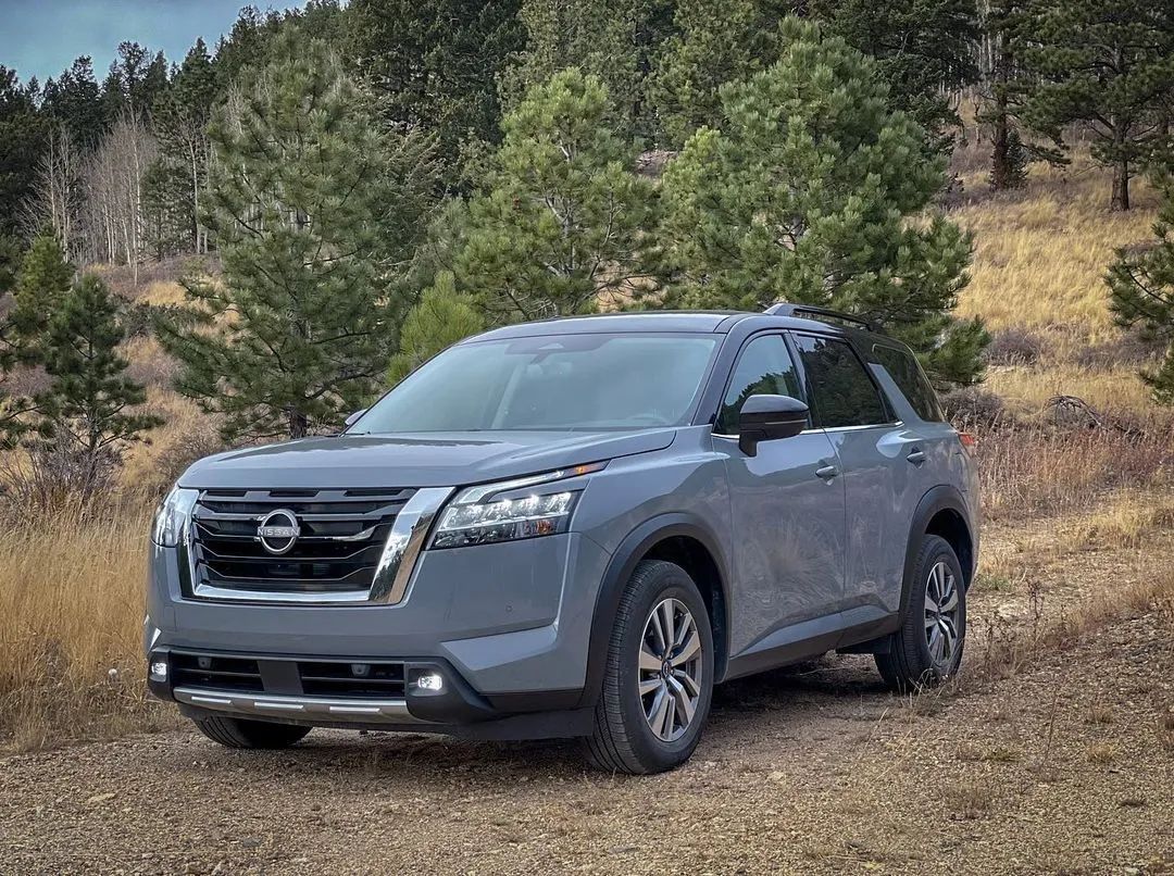 日产全新7座SUV曝光：6缸引擎+AWD，尺寸超汉兰达，真霸气